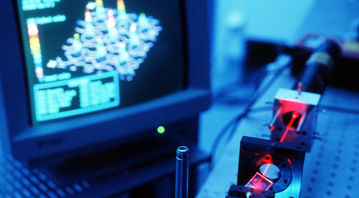 Scientists create a tiny, flexible lens modeled on insect eyes