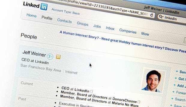 7 Tips to Spring Clean Your LinkedIn Profile