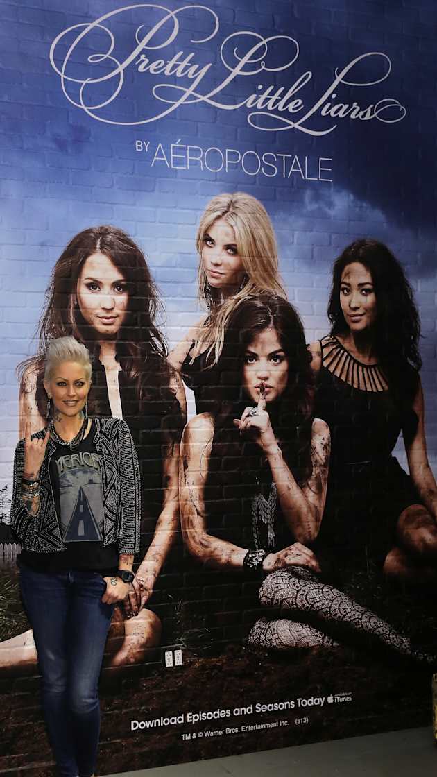 Pretty Little Liars Aeropostale