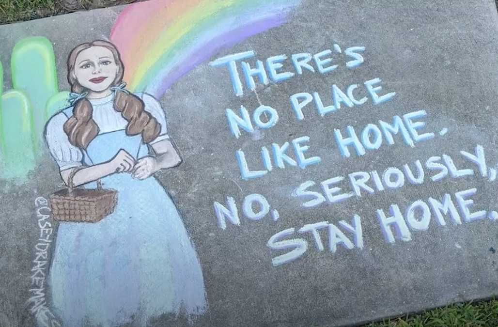 Artist draws funny cartoon chalk art to spread positivity amid quarantine