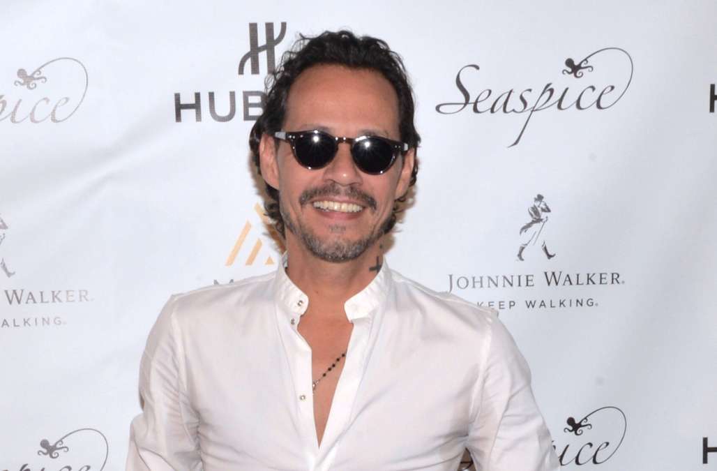 Marc Anthony confirms his mother's death - AOL