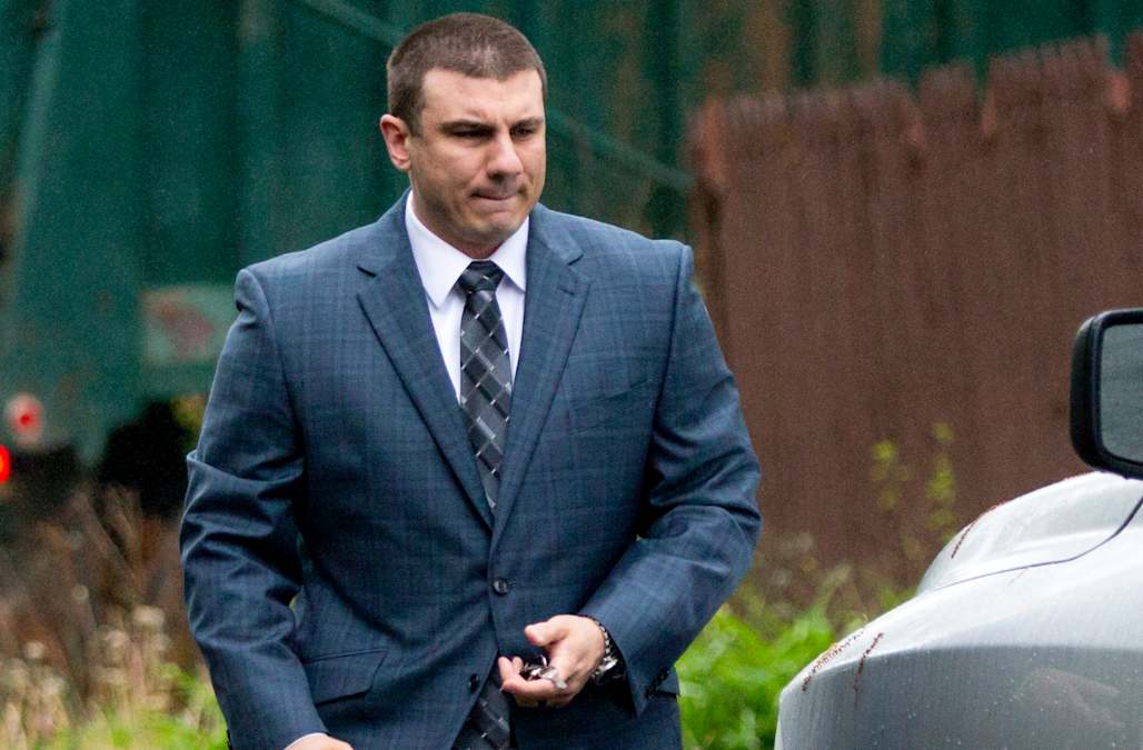 NYPD officer Daniel Pantaleo in Eric Garner's death should be fired ...