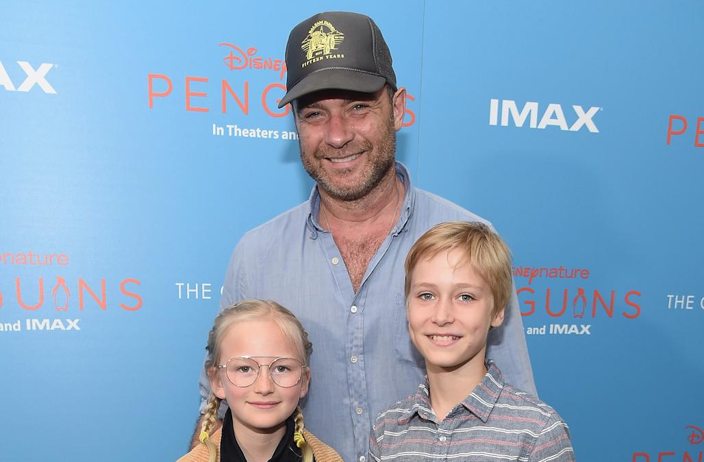 Celebs and their kids spotted at Disneynature's 'Penguins' premiere ...