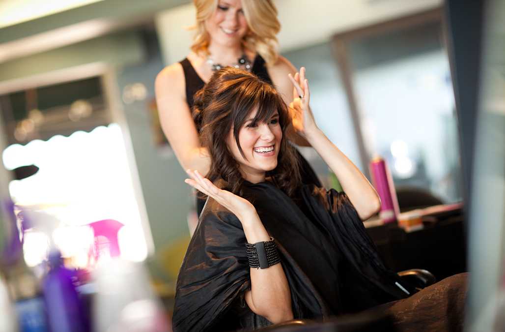 Tipping 101: How to properly tip at your salon