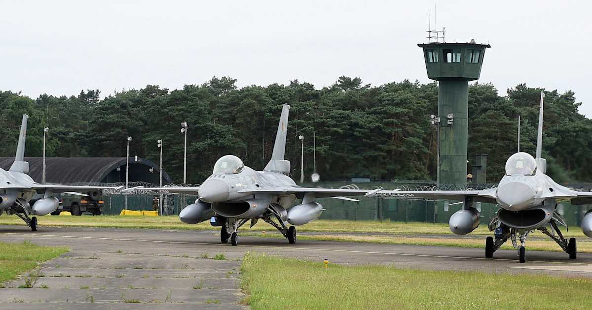 Quatre députés européens dont une Française interpellés sur une base ...