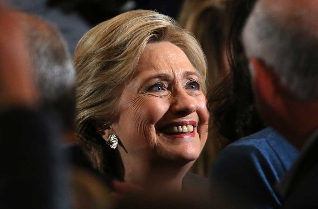 Hillary Clinton makes rare appearance, gets standing ovation at 'The ...