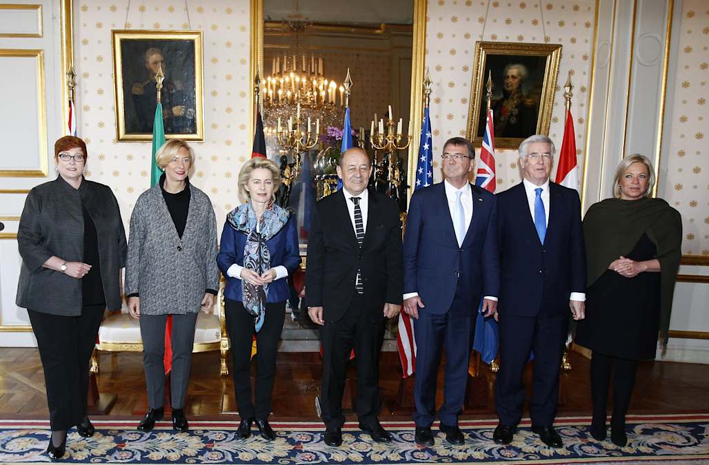 In Paris, military chiefs vow to intensify ISIS fight