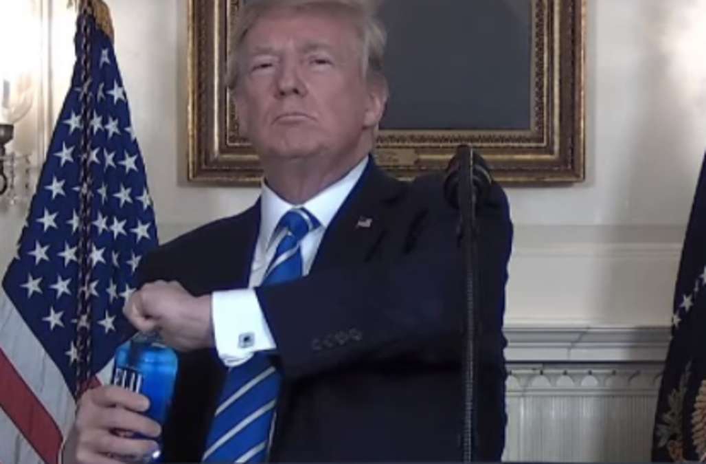 Trump awkwardly drinks from water bottle, sends social media into frenzy