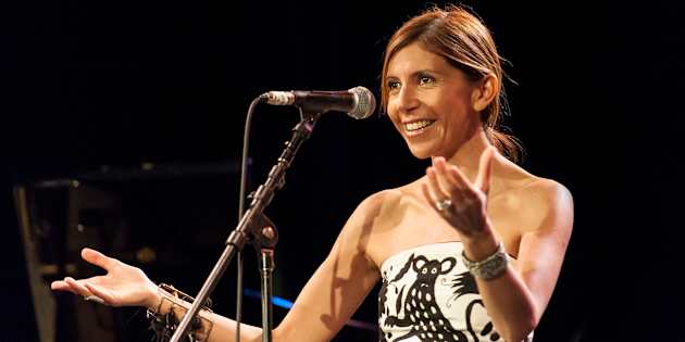 Magos Herrera brilló en la gala del National Sawdust de NY | Revista ...