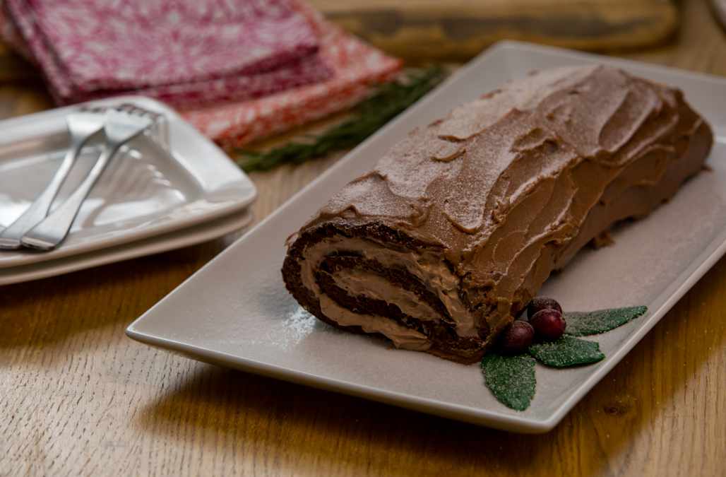 Here's how to make the perfect Yule chocolate log cake