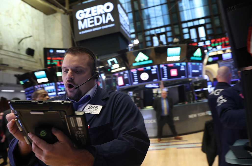 Wall Street tumbles with Dow closing down more than 500 points, S&P ...