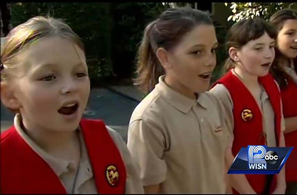 Girls fight for right to join local Boy Scouts troop - AOL