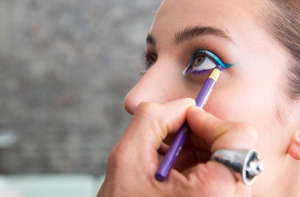 A daring eye makeup look for every eye color
