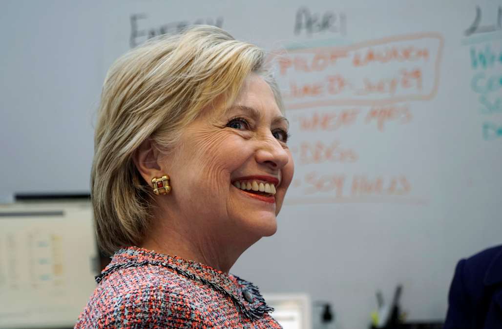 First read: Clinton maintains edge in new NBC battleground map - AOL