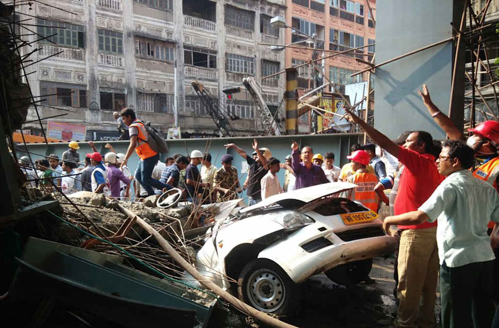India overpass collapse kills 14, with scores feared trapped - AOL