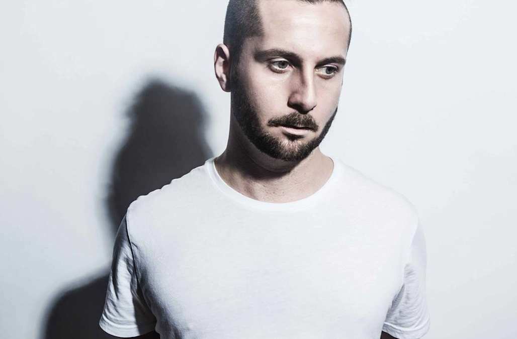Elderbrook reveals the formula behind his tender multi-instrumental ...