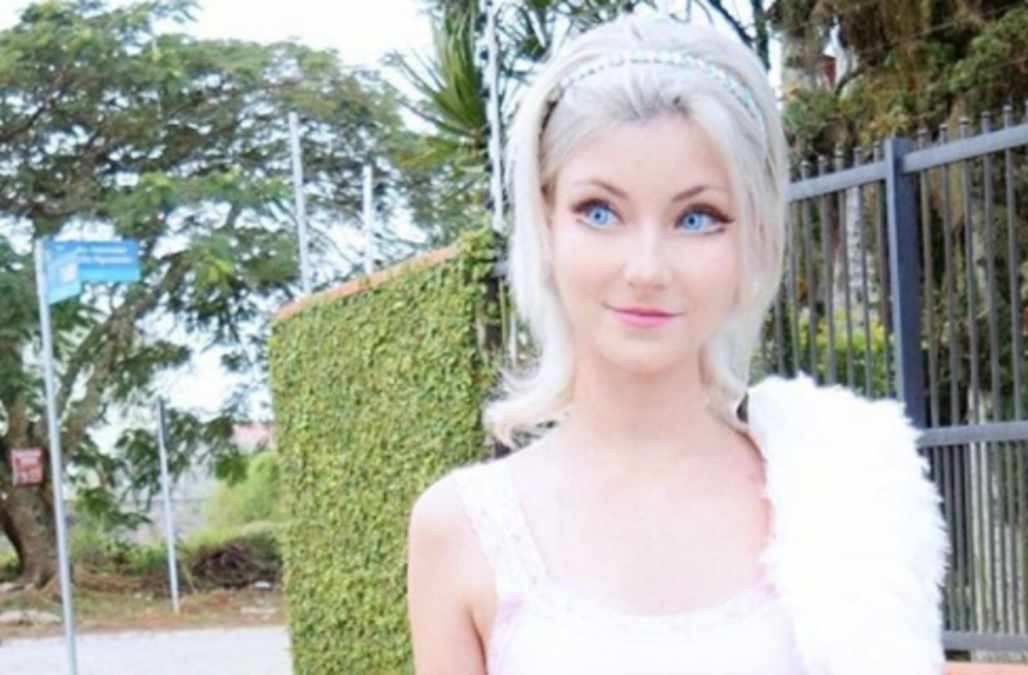 Meet the real-life Barbie doll - AOL