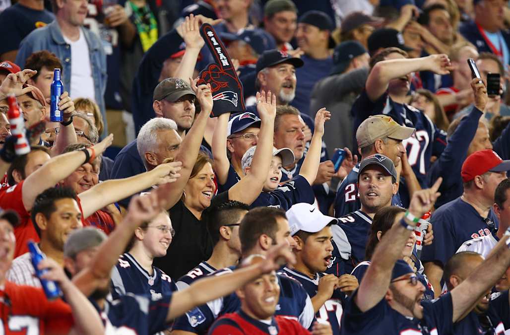 Eye-opening dating habits of die-hard NFL fans revealed in study - AOL