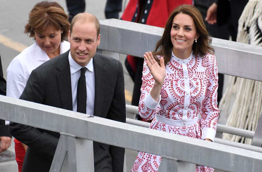 Prince William and Duchess Kate go on epic plane ride in Vancouver - AOL
