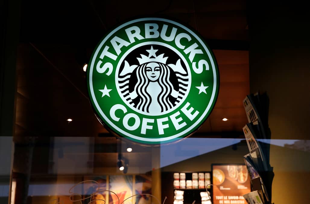 5 great ways to save more bucks at Starbucks - AOL