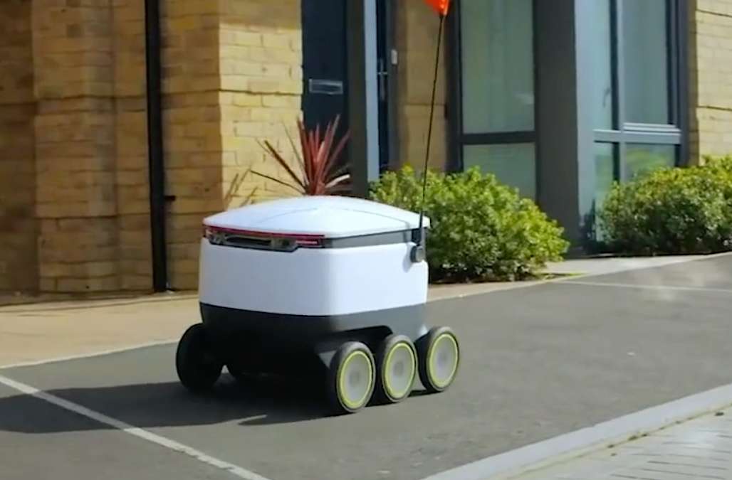TikTok user films self-driving robot dropping off her order