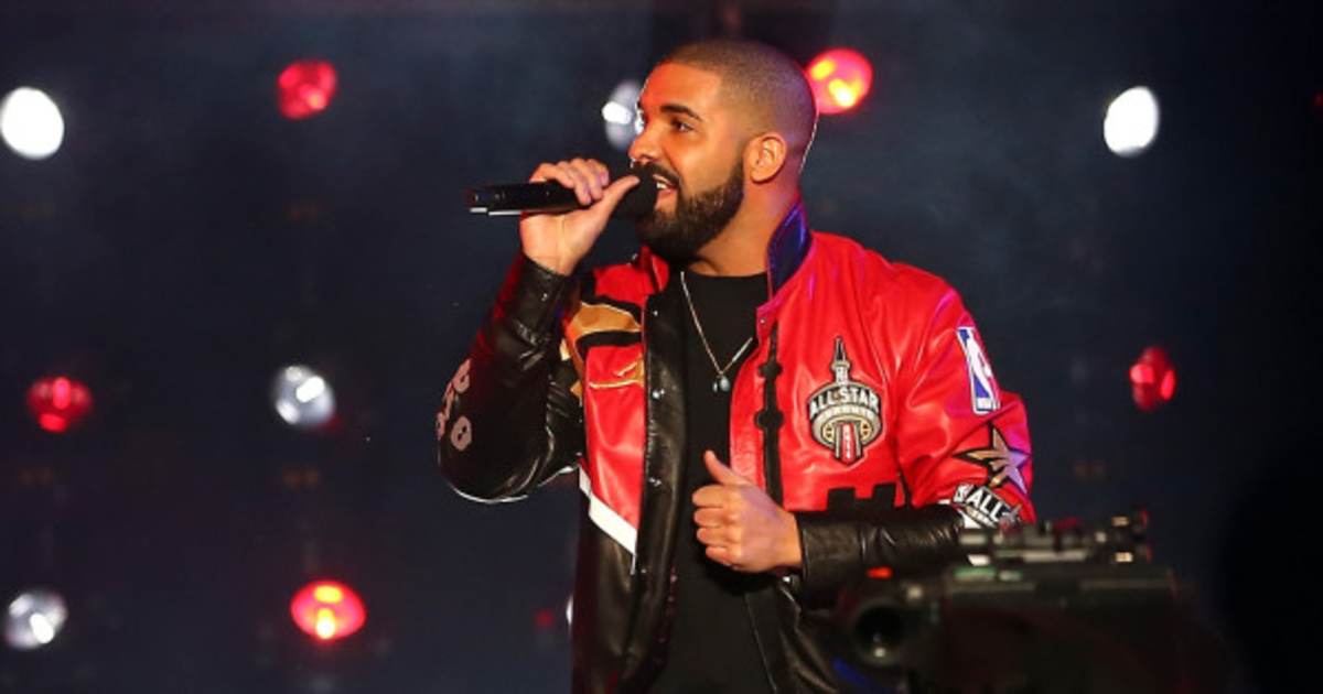 Drake Has The Best Views Sitting On Top Of CN Tower