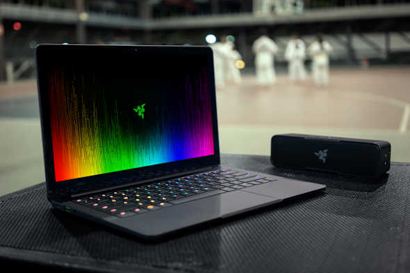 新款 Razer Blade Stealth 在熟悉的機身內塞入更大螢幕