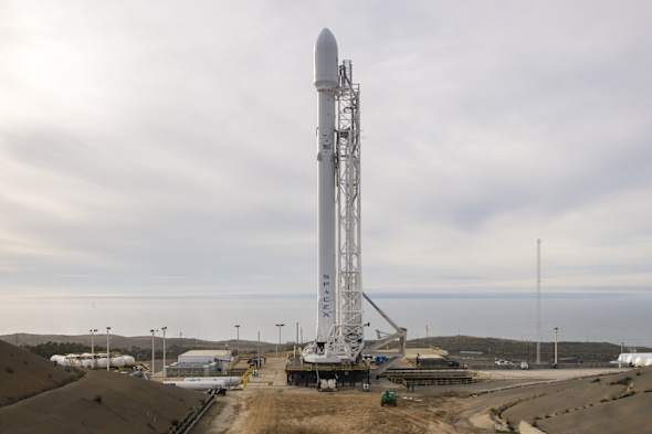 SpaceX 再推遲發射日期至 1 月 14 日
