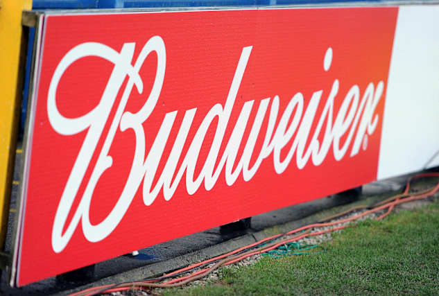 Budweiser owner AB InBev mulls listing for Asian arm